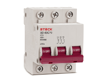 Disjuntor Tripolar DIN Curva C 70A Steck